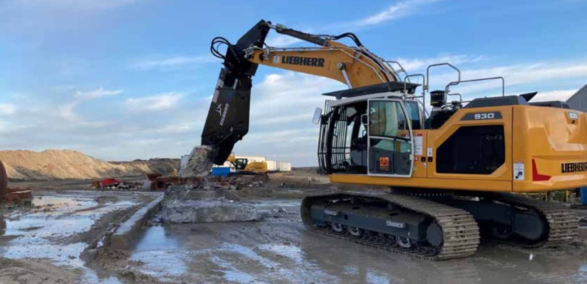 Liebherr R 930 Litronic Excavator
